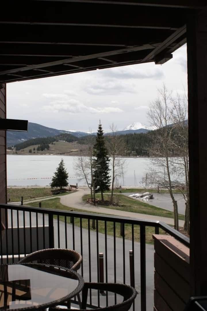 Lakeside Condo On Spectacular Lake Dillon - Dillon, CO