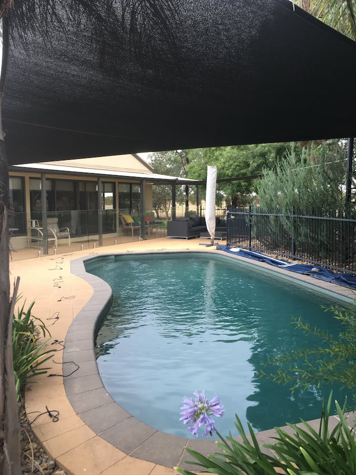 Thepoolhouse@torrumbarry - Gunbower