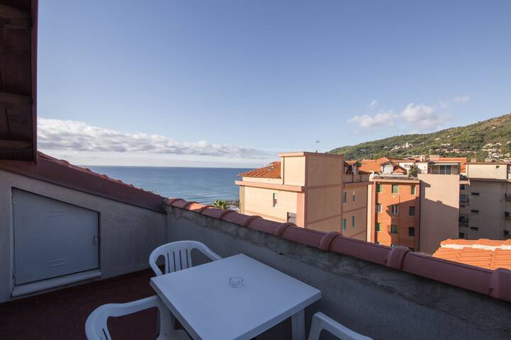 Attico Fronte Mare In Andora ( Sv ) - Andora