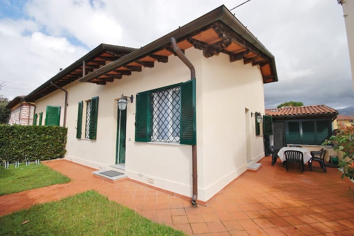 Romantica Villa Con Giardino, Bbq E Wi-fi - Pietrasanta