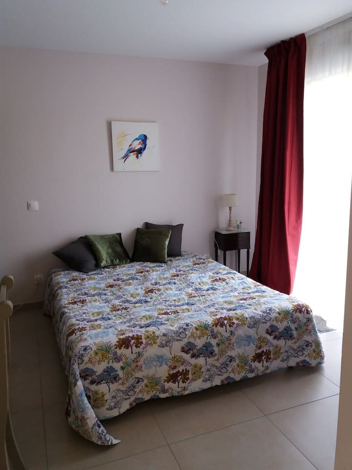 Chambre 
Indépendante Orchies Avec Sdb & Wc Privés - Orchies