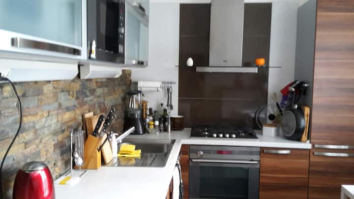 To Make You Feel Good.....cozy Flat - Praga