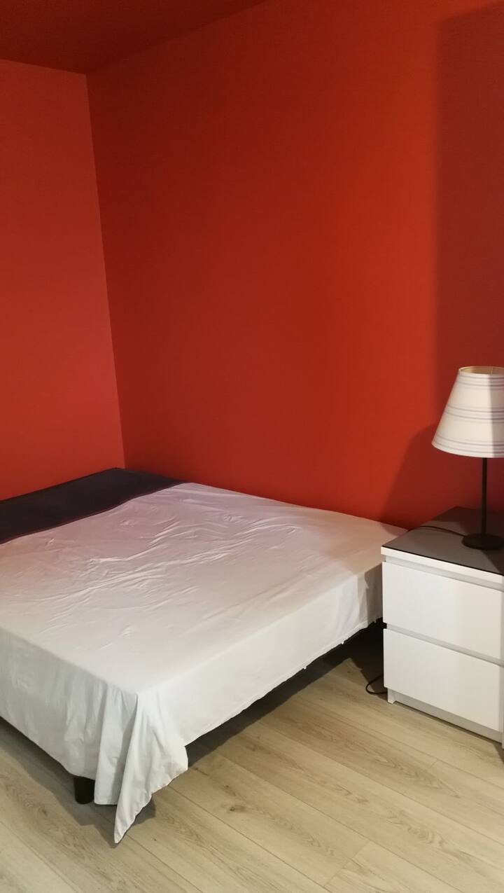 Un Nid Au Abord De Nantes - Nort-sur-Erdre