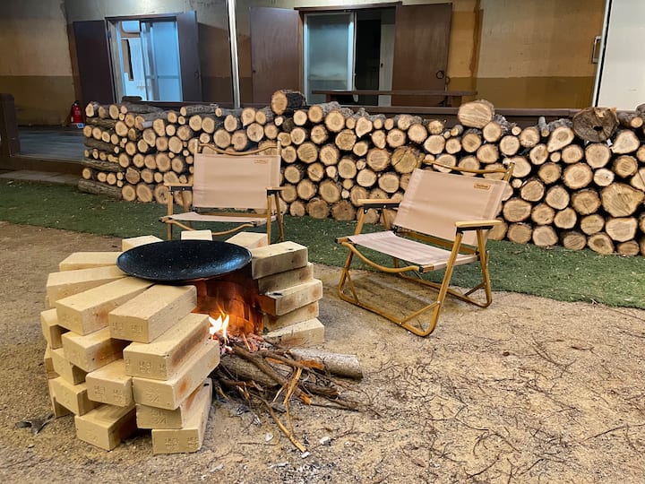 캐빈하우스 2번방 - 옥룡계곡 바로앞 위치한 황토집 - 광양시