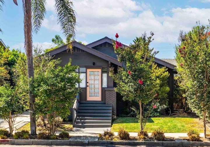 Craftsman Retreat | 1920 Bungalow In Long Beach - Long Beach, CA