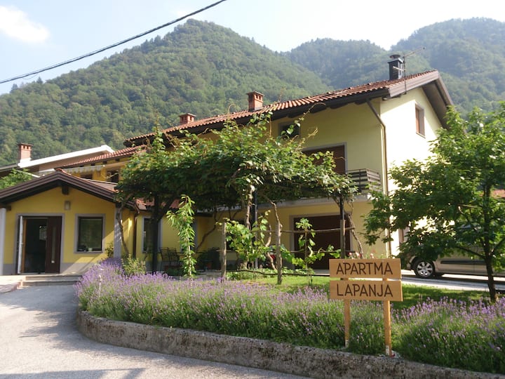 Apartma Lapanja - Slap ob Idrijci