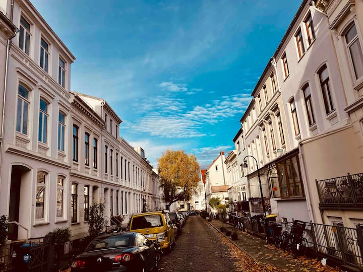 Zentral Und Ruhig Im Beliebtesten Viertel - Bremen