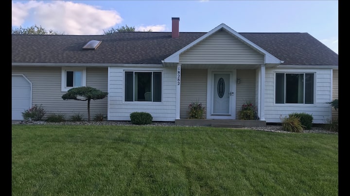 Notre Dame-usc Game. 10 Minute Drive-very Clean! - South Bend, IN