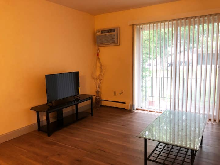 Simple Quiet Stay With Assigned Garage Parking - Northfield, OH