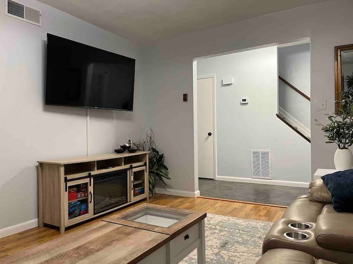 Vb Palm View: Furnished Monthly Rental - Sleeps 12 - Chesapeake, VA
