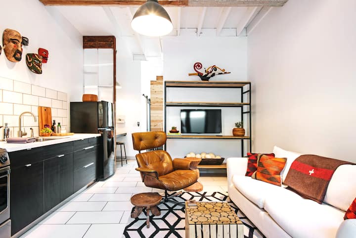 Modern Design Loft Close To Downtown La - Los Angeles, CA