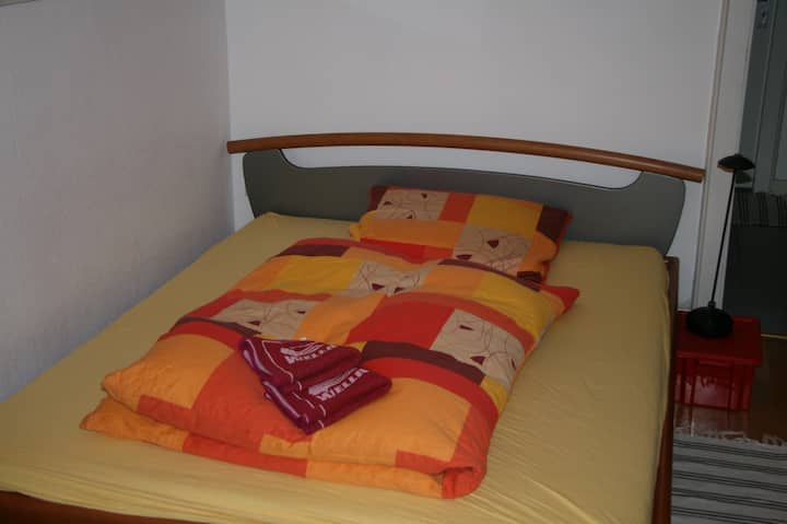 Eigenes Zimmer Mit Doppelbett Nähe Frankfurt-messe - Frankfurt
