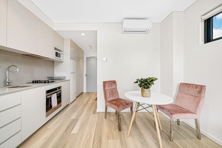 Lovely Apartment In Summer Hill / C4 - Sydney