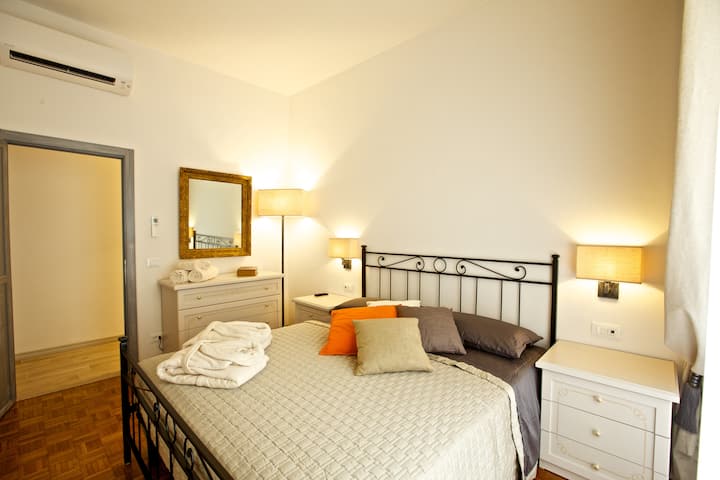 Apartment In Ponte Vecchio - Florens
