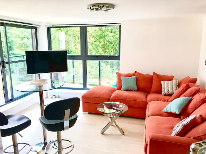 River Front Executive Apartment- Gym & Bike Store - Maidstone