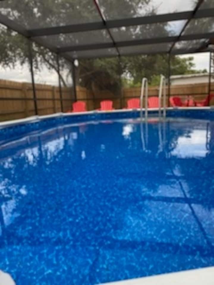 Darlington Home - Tarpon Springs, FL