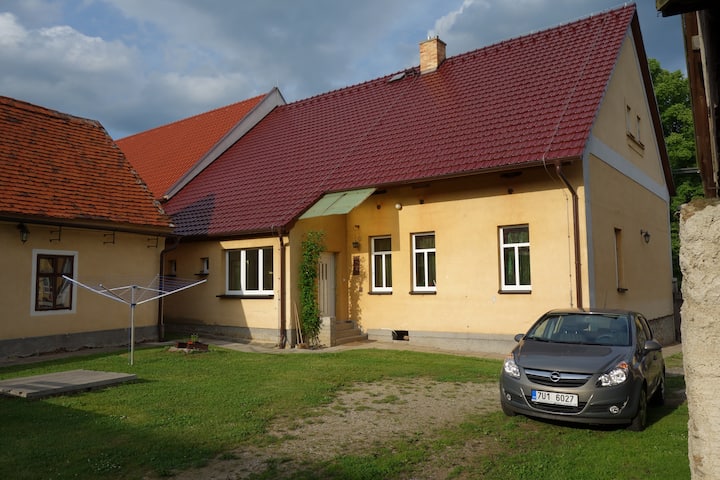 Attractive Cottage-former Farmhouse - Tschechien