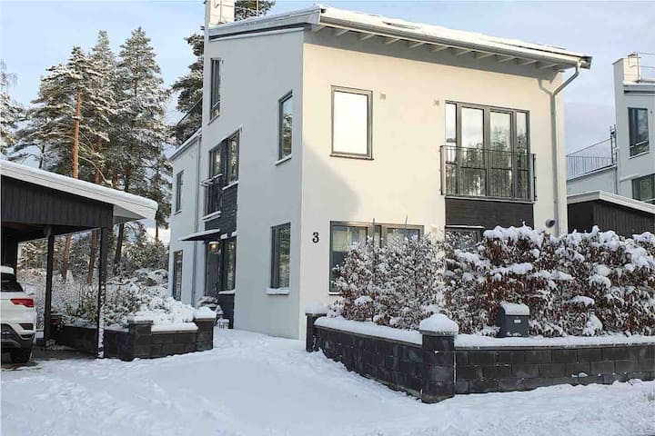 180 M2 3-story Modern Villa - Uppsala