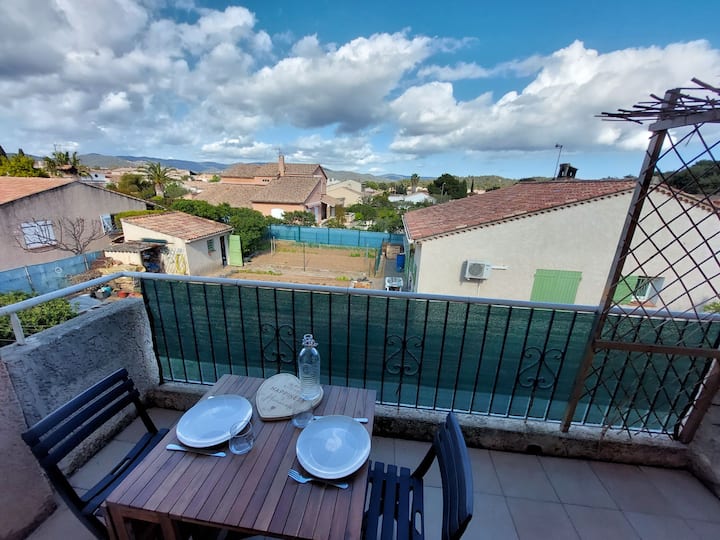 Appartement Avec Balcon Climatisé - La Londe-les-Maures