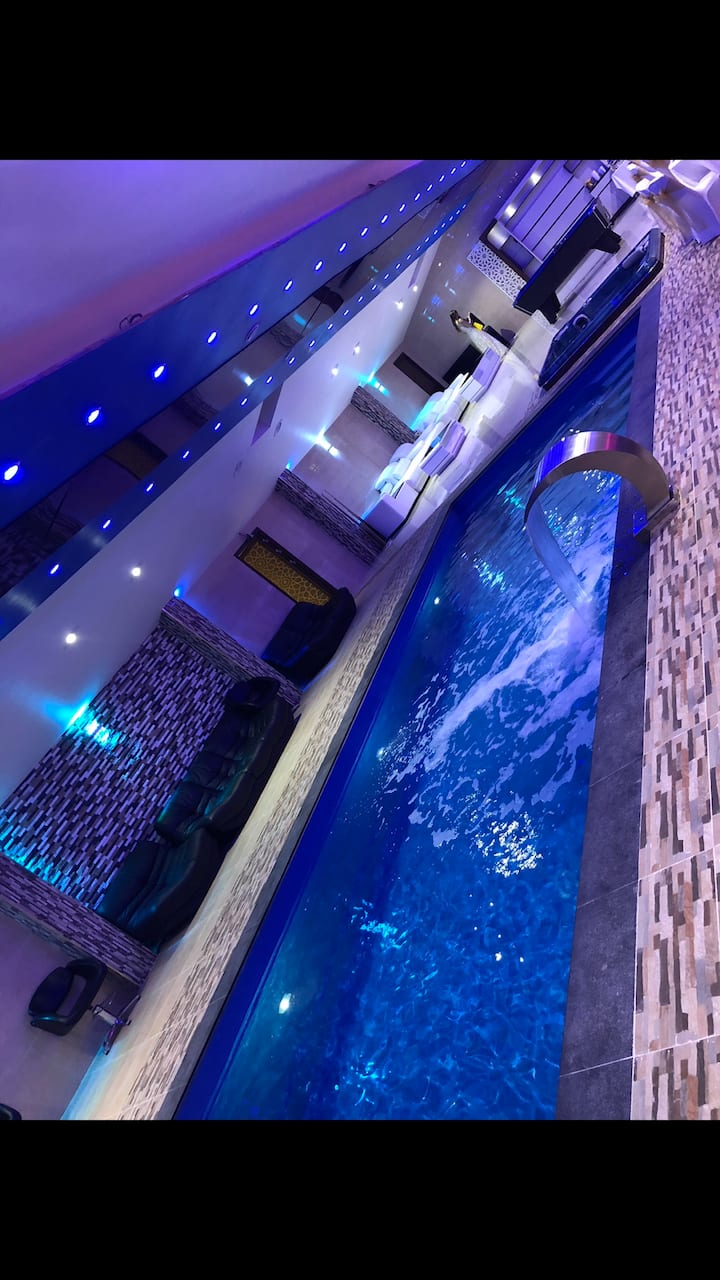 Party! Chigwellpoolhouse! 20 Min Drive From C’ford - Chelmsford