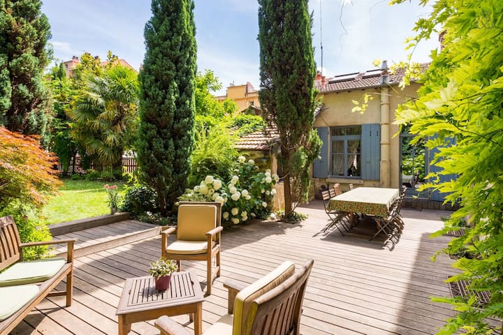 Loft Avec Jardin - Vieux Lyon - 16 Pers. Max. - Soucieu-en-Jarrest