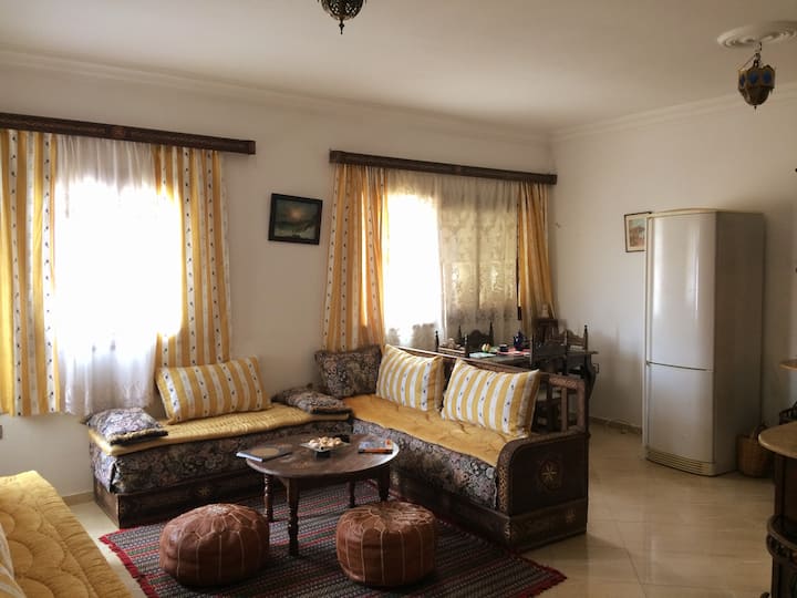 Sunny Apartment With Roof Terrace In Asilah - Morocco