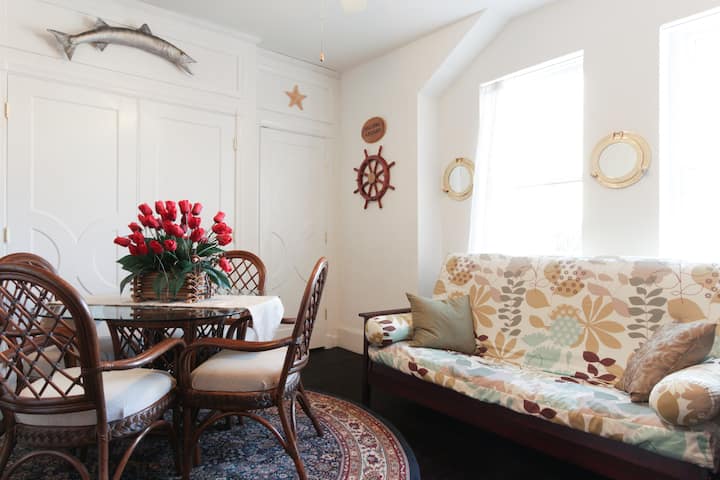 Suite In Georgetown East Village - Bethesda, MD