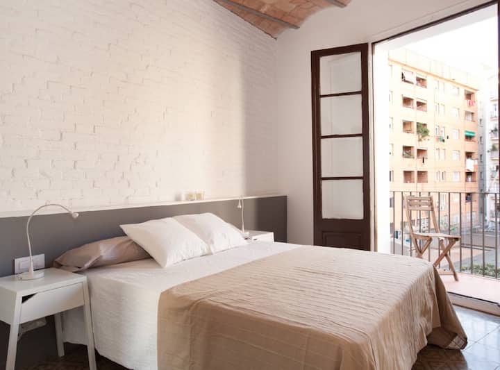 Napoles · Modernist Flat Close To Sagrada Familia - Barcelona