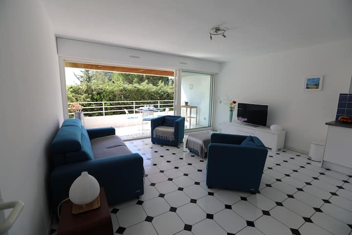 Appartement Moderne Et Fonctionnel - Bandol