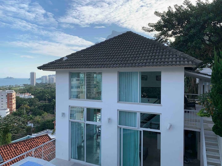 Casa Confortável, Com Vista Maravilhosa E Segura - Rio de Janeiro