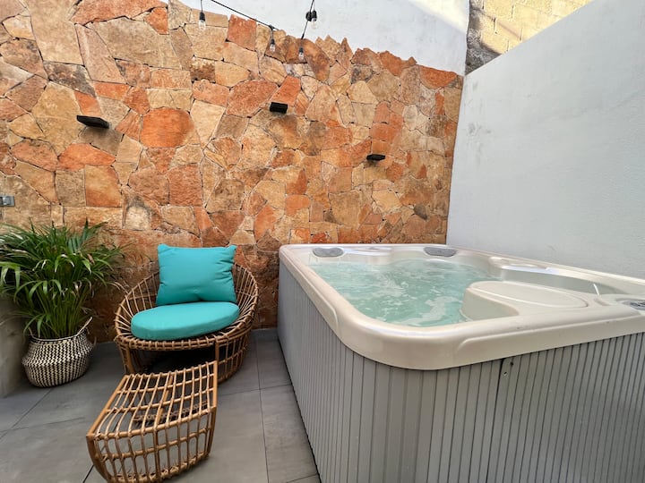 Modern House With Jacuzzi & Grill 3br - Ensenada