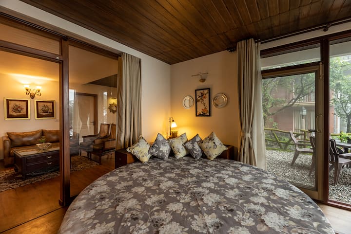 Lake View 3bhk Close To Mall Road L Zen Den - ナイニタール