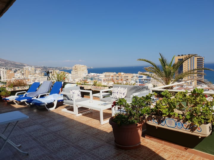 Beachfront Penthouse W/ Pool, Terrace & Bbq - Benalmádena