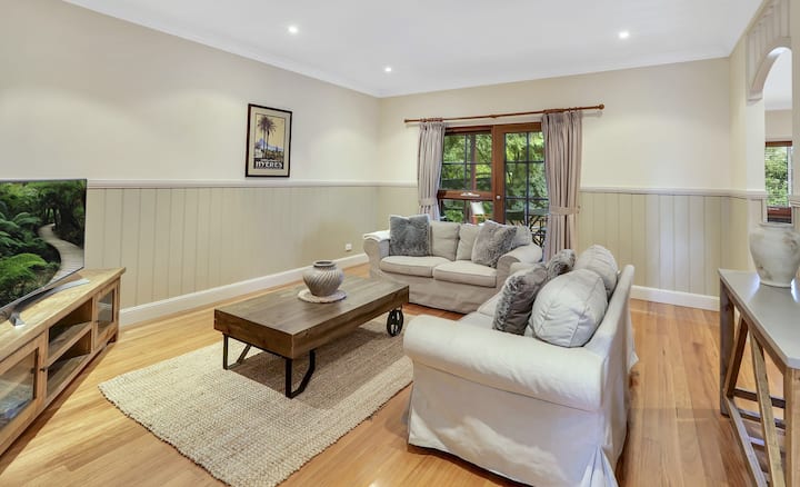 Tansy Cottage - A Cosy Mountains Getaway - Blackheath, NSW, Australia