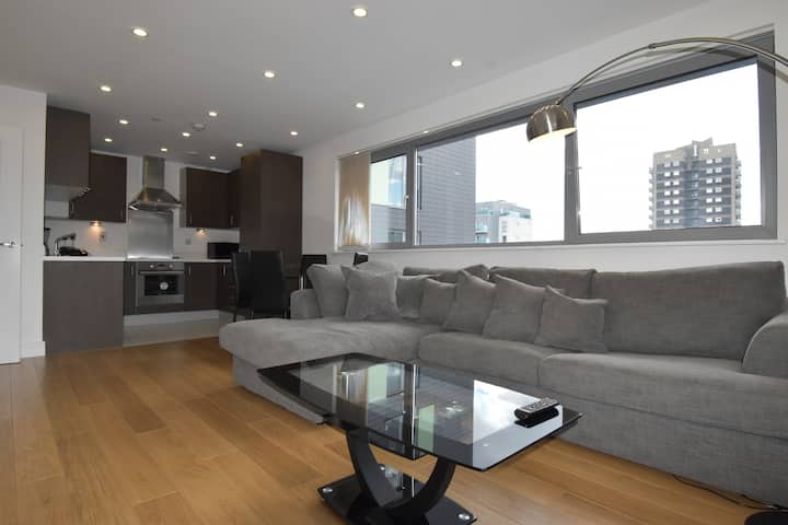 Great City View From Your Balcony Sleep 4 Esa - London