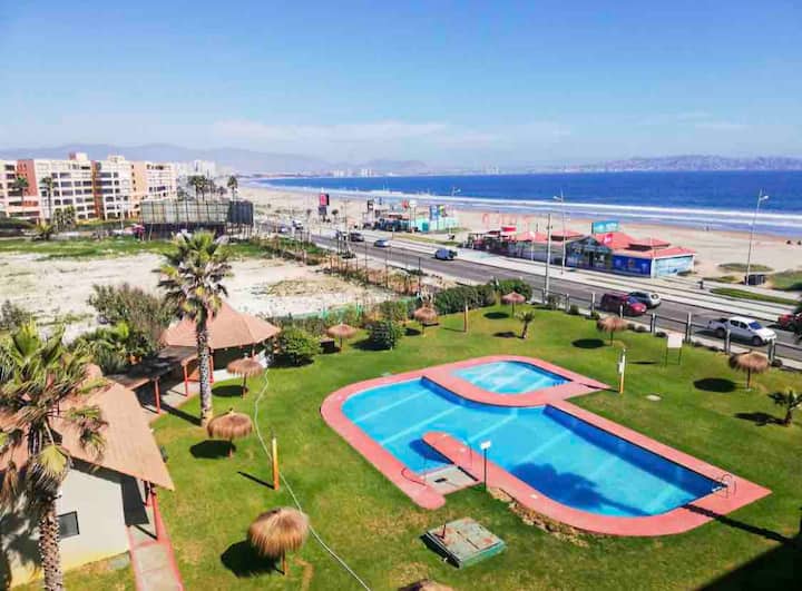 Departamento Primera Línea En La Avenida Del Mar - La Serena