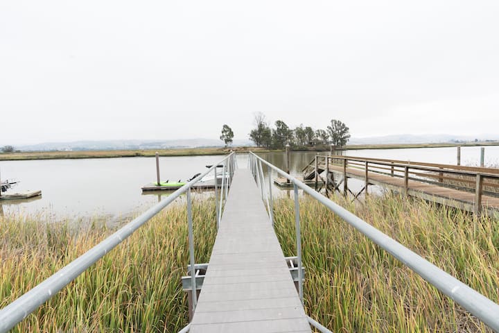 Gorgeous Home On Napa River, 30 Ft Private Dock - Napa Valley, CA