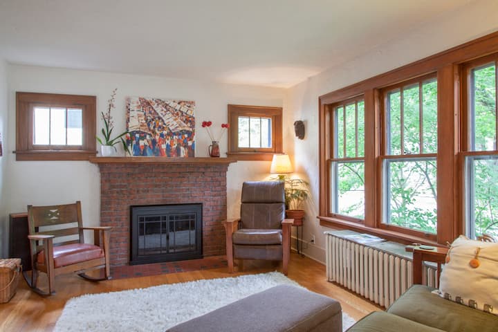Downtown Ithaca Home! Walk To Restaurants & Gorges - Lansing