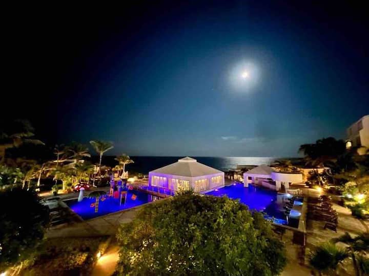 Lindo Departamento Con Vista Al Mar! - Cancún