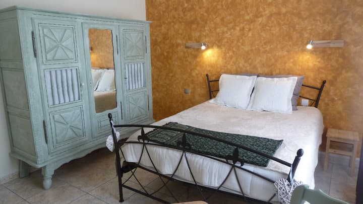 La Chambre Savane Wc Et Lavabo Privatifs - Frontignan