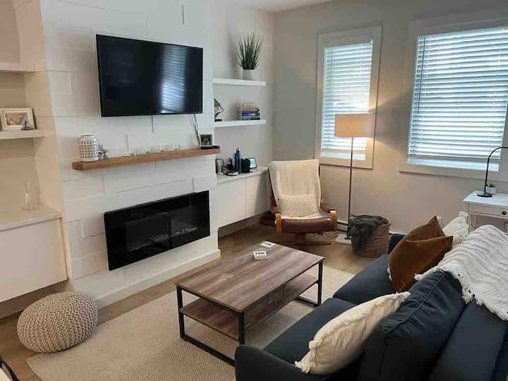 South End Apartment + Free Parking - Halifax