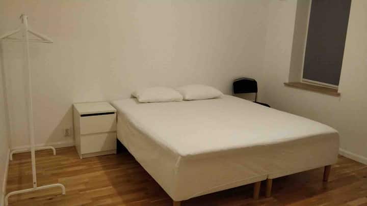 A Sweet Double-bed Room (Room 4) - Tumba