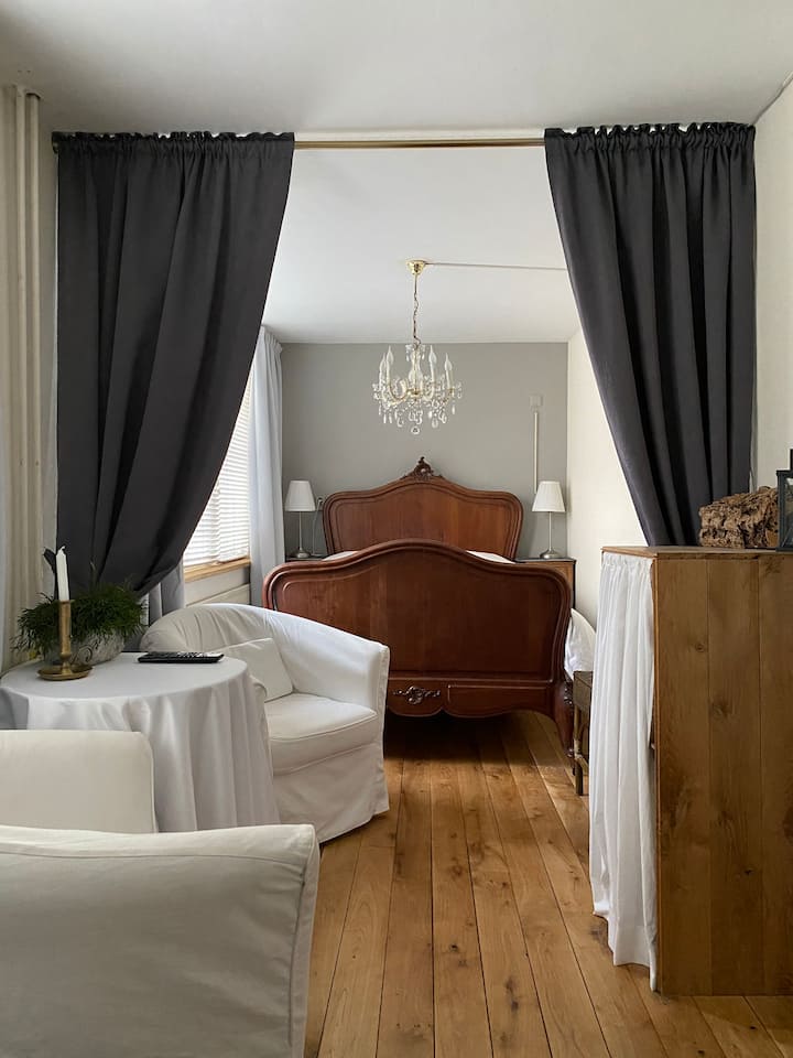 Cozy Room Near Rotterdam - Hellevoetsluis