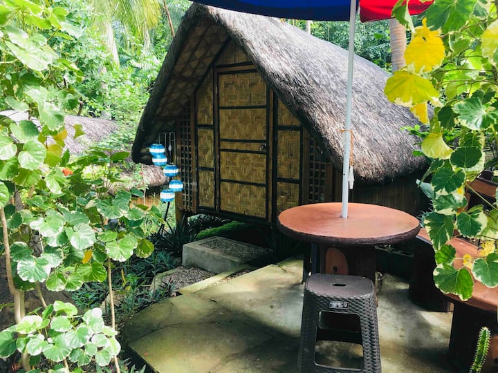 Glamping Hut#1 @Zallagsglampinggarden - Lemery
