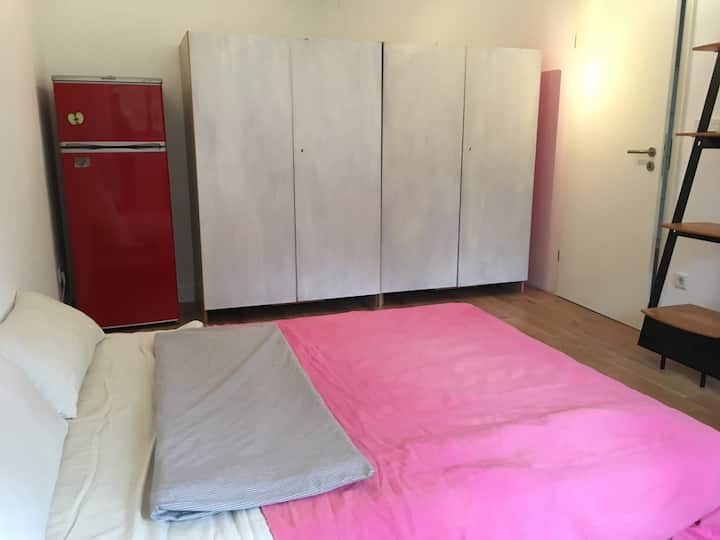 18 Qm Zimmer In Erlangen Ost Uni Nähe - Erlangen