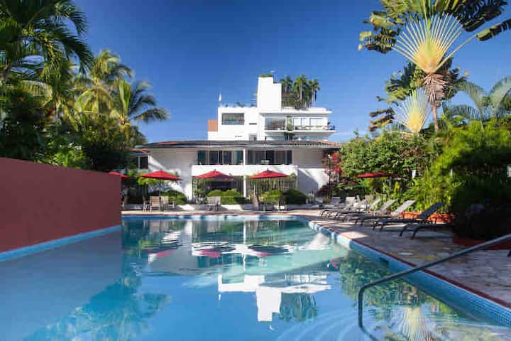 Romantic Zone 2 Bedroom - Puerto Vallarta