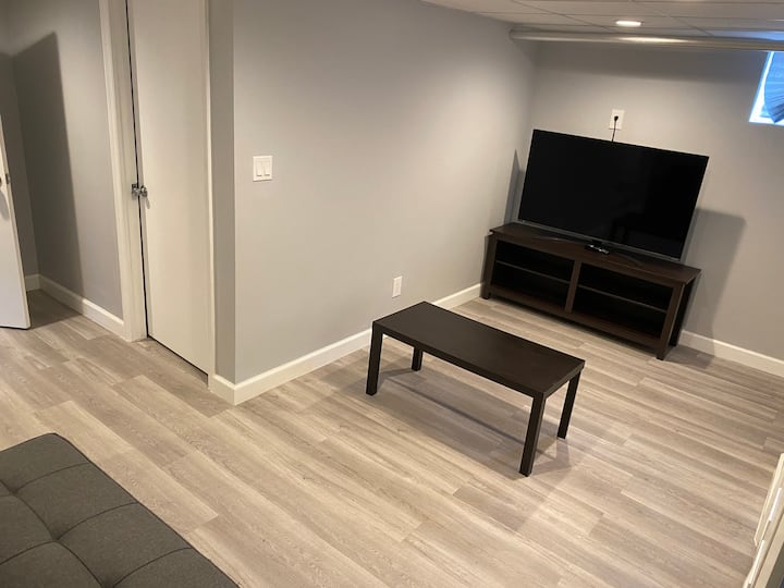 Private Renovated Cozy Apt - Paterson, NJ