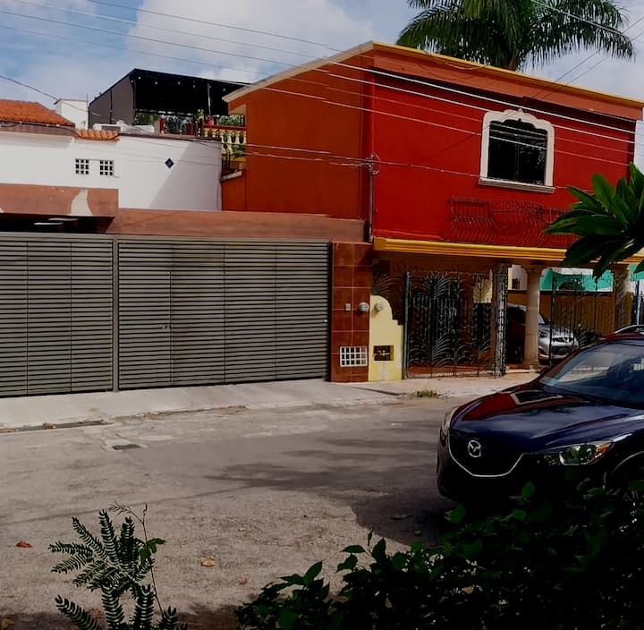 Hermosa Casa Cuatro Recámaras Independientes.  C/a - Mérida