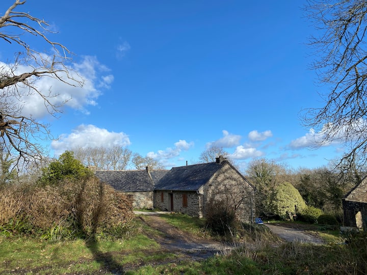 Calme Et Détente Dans Un Domaine Privé De 80 Ha ! - Saint-Nic