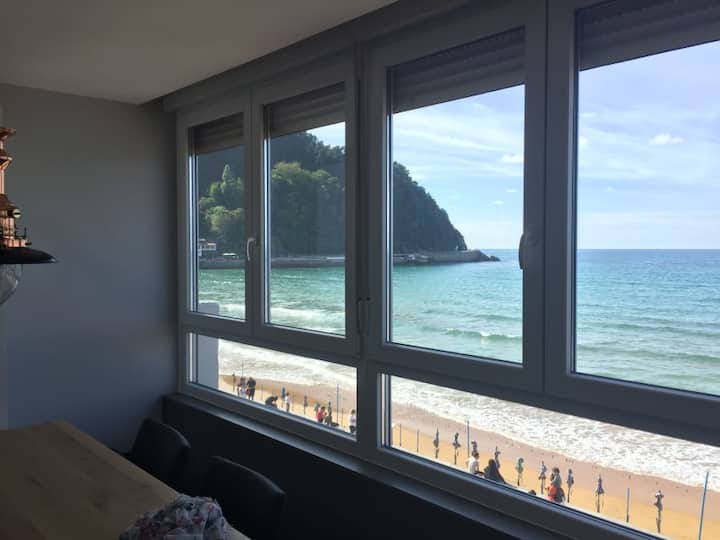Apartamento Primera Linea De Mar En Playa Zarautz - Zarautz